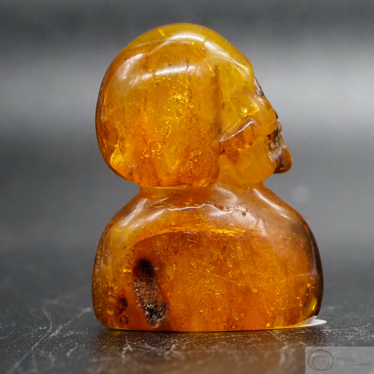 Amber Human Skull (Amb05) – Henge Skulls